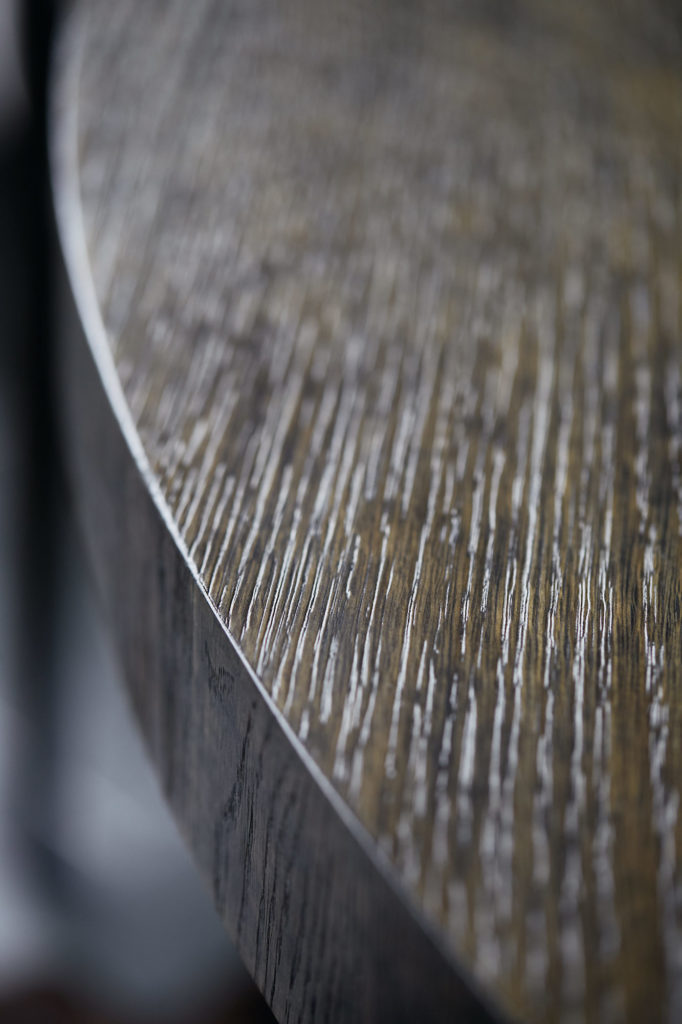 Linea Round Dining Table – SR Interiors
